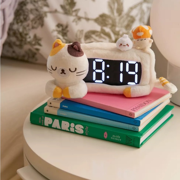 Urban Outfitters | Other | Urban Outfitters Smoko Cat Plushie Clock ...
